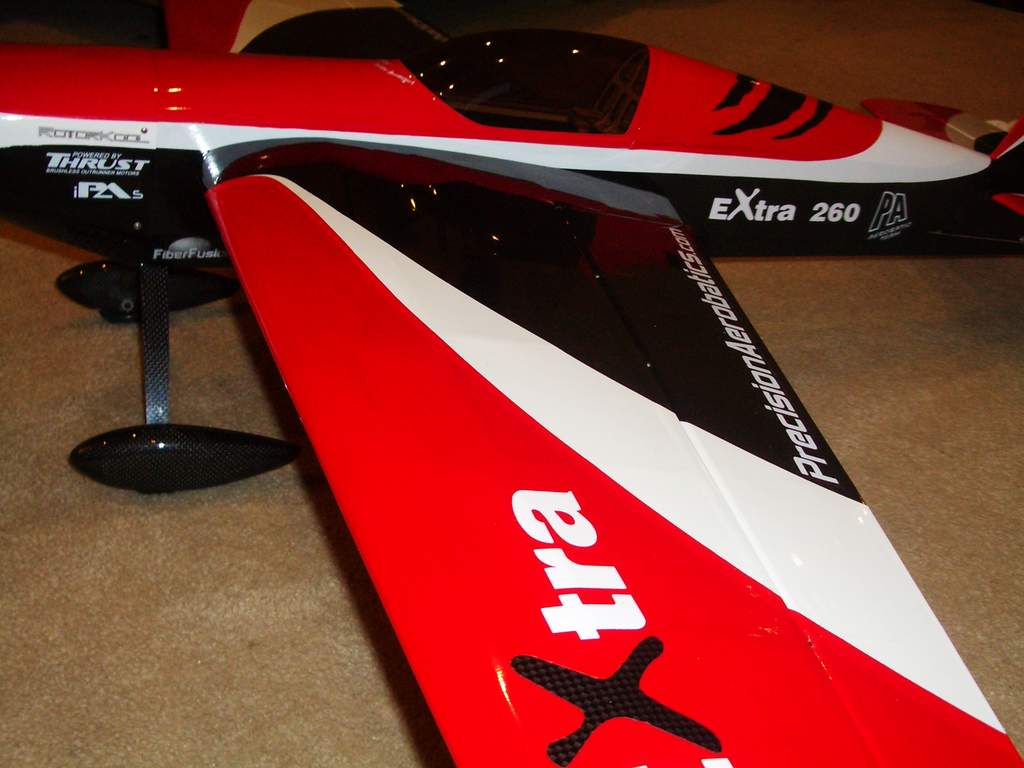 Extra260.com by Precision Aerobatics